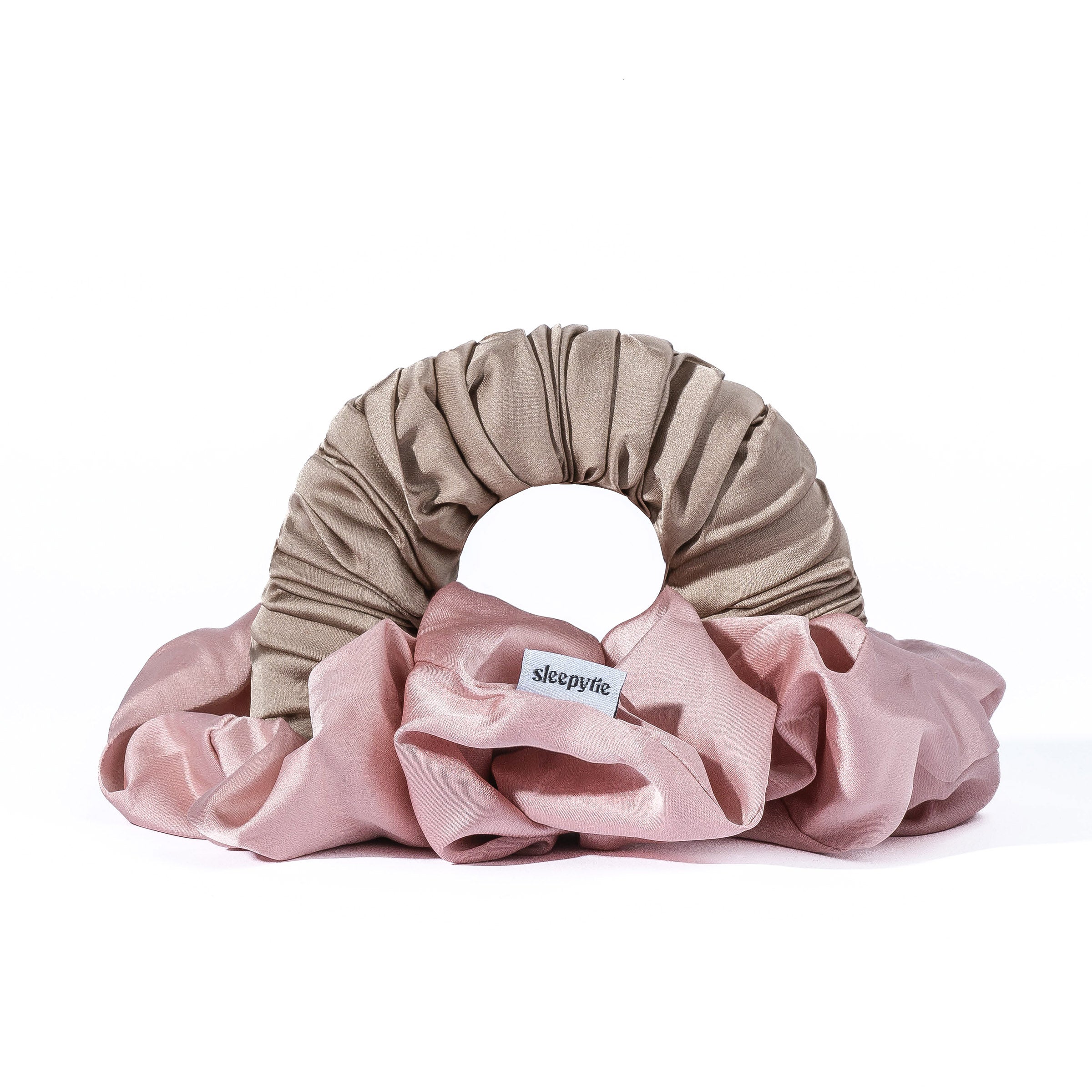All – Sleepy Tie